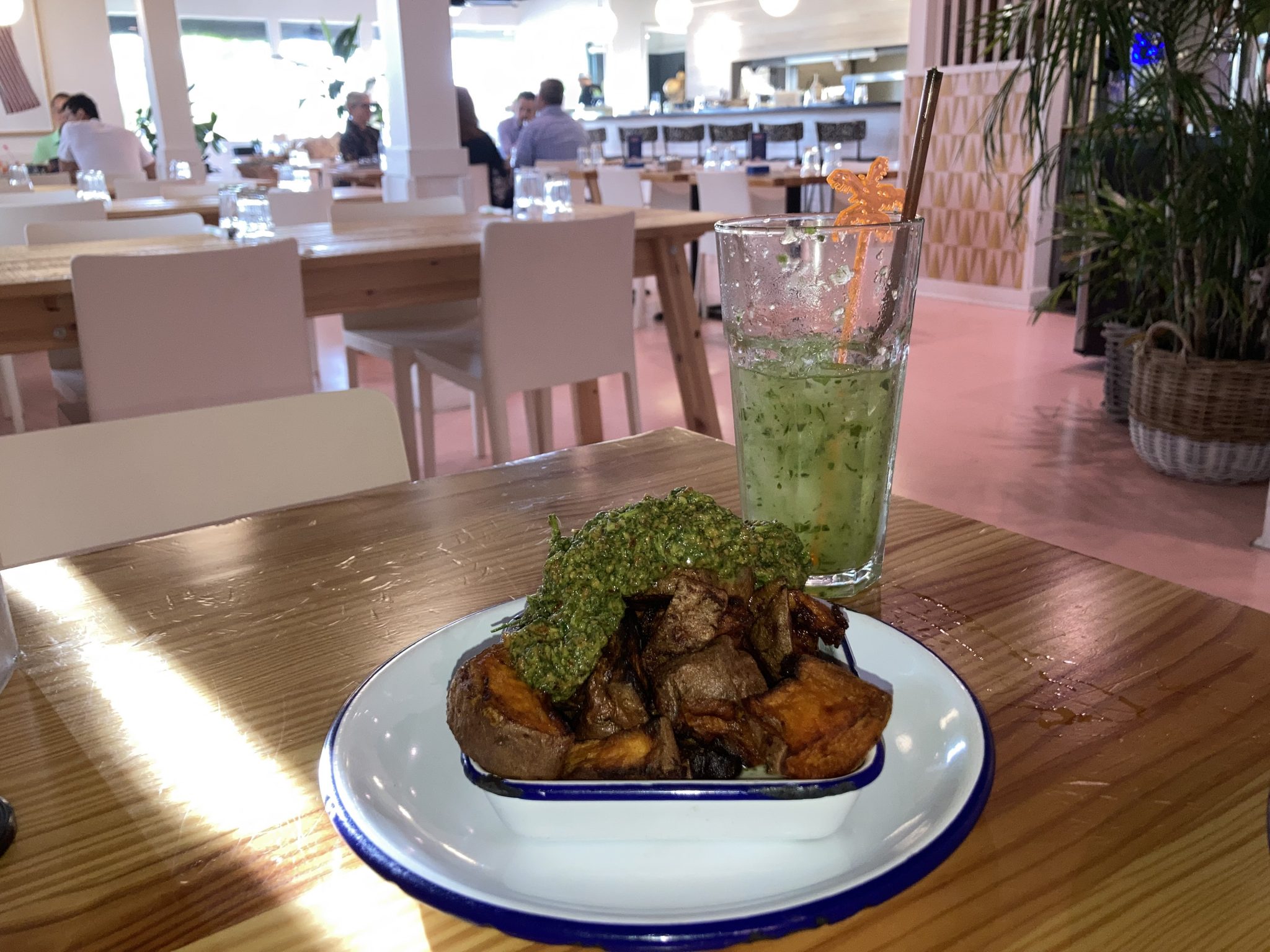 Hungry Pants Is The Inherently Vegan Restaurant That Everyone Will Love ...